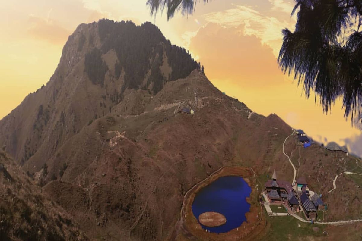 Did you know these 10 weird facts about Prashar Lake?